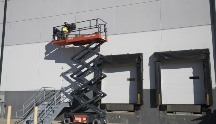 The Most Important Scissor Lift Safety Tips - Kitchen Modern Furniture ...